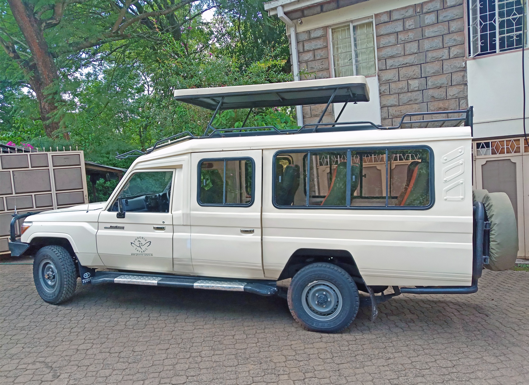 Our Vehicles | Phoenix Safaris