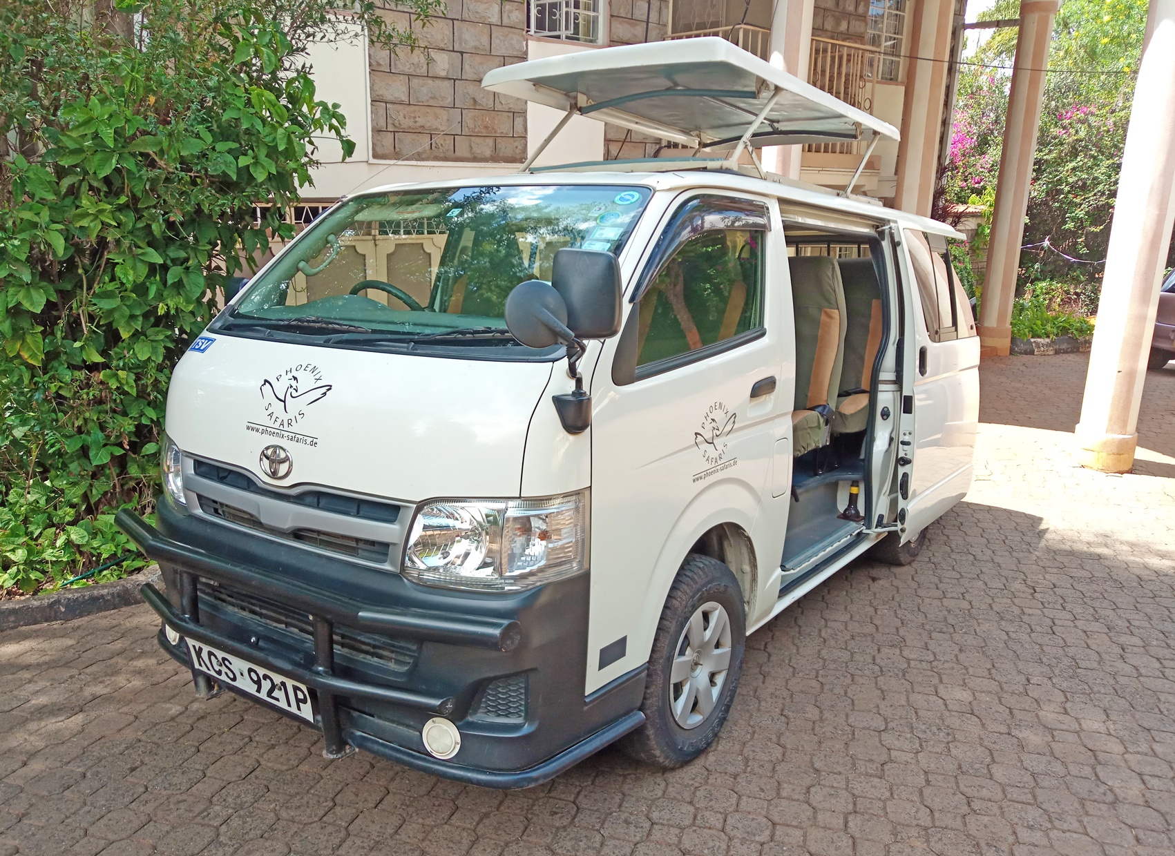 Our Vehicles | Phoenix Safaris
